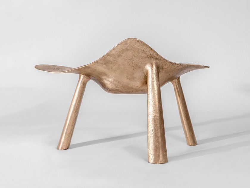 ICONIQUE Armchair By HESSENTIA | Cornelio Cappellini