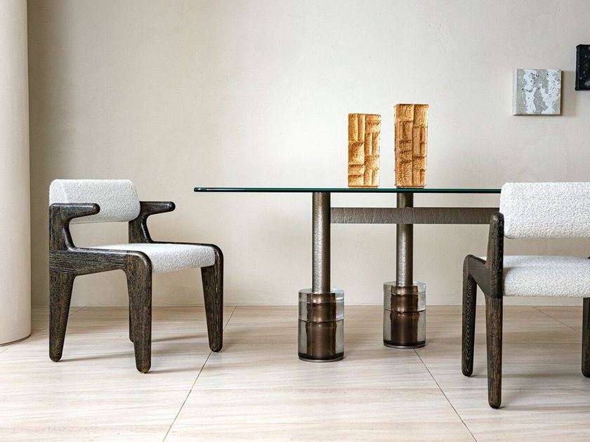 LAGUNA Table By HESSENTIA
