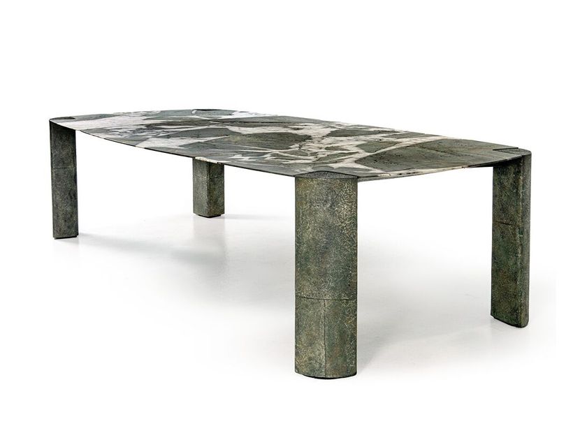 MERAKI Table By HESSENTIA | Cornelio Cappellini