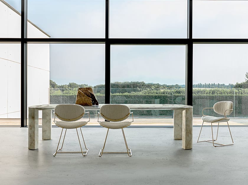 MERAKI Table By HESSENTIA