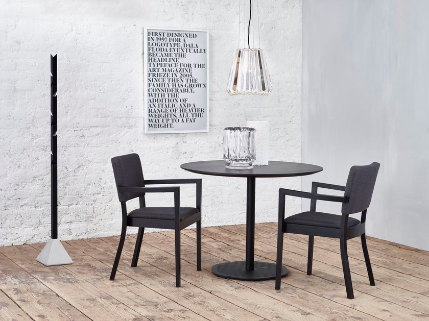 HEXAGON 638 | Round table By TON design YONOH