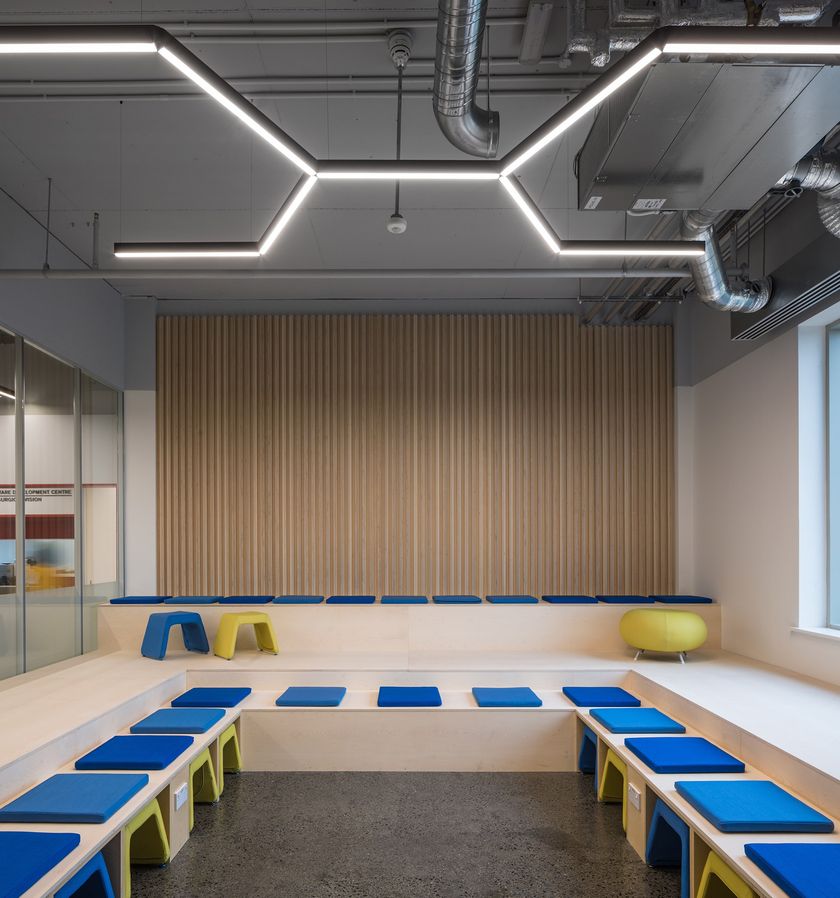 HEXAGON SDI pendant lamp By Intra lighting
