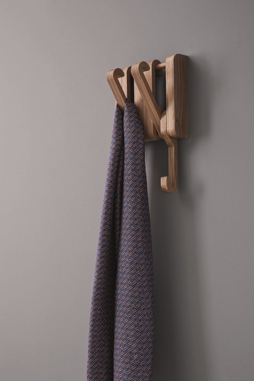 HIDDEN Coat rack By SCULPTURES JEUX