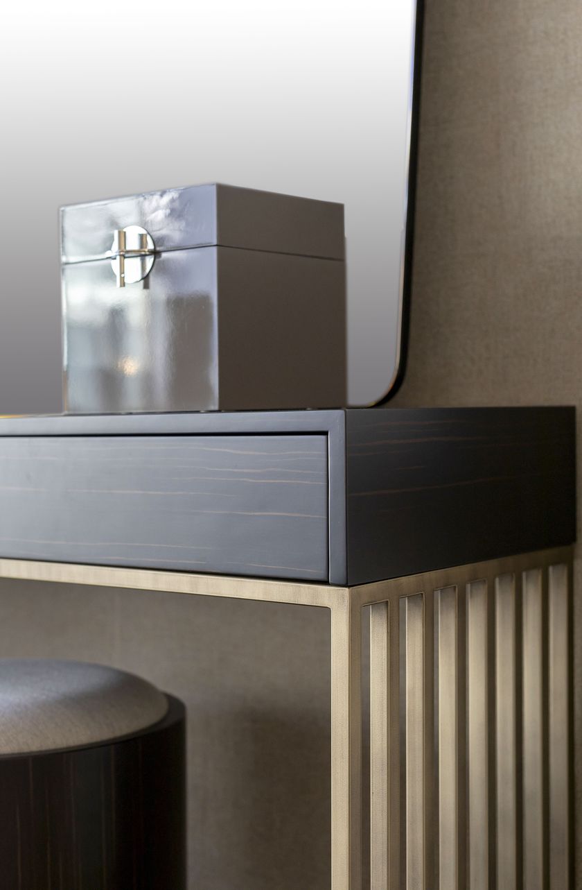 HIS | Console table Rectangular wood veneer console table By Stylish Club