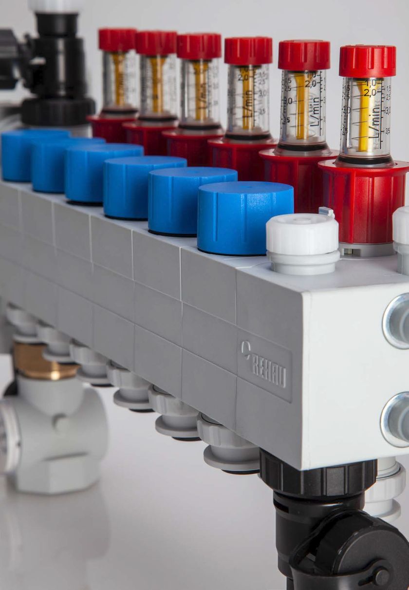 Collettore in tecnopolimero per impianti radianti HKV-P SPEED - REHAU ...