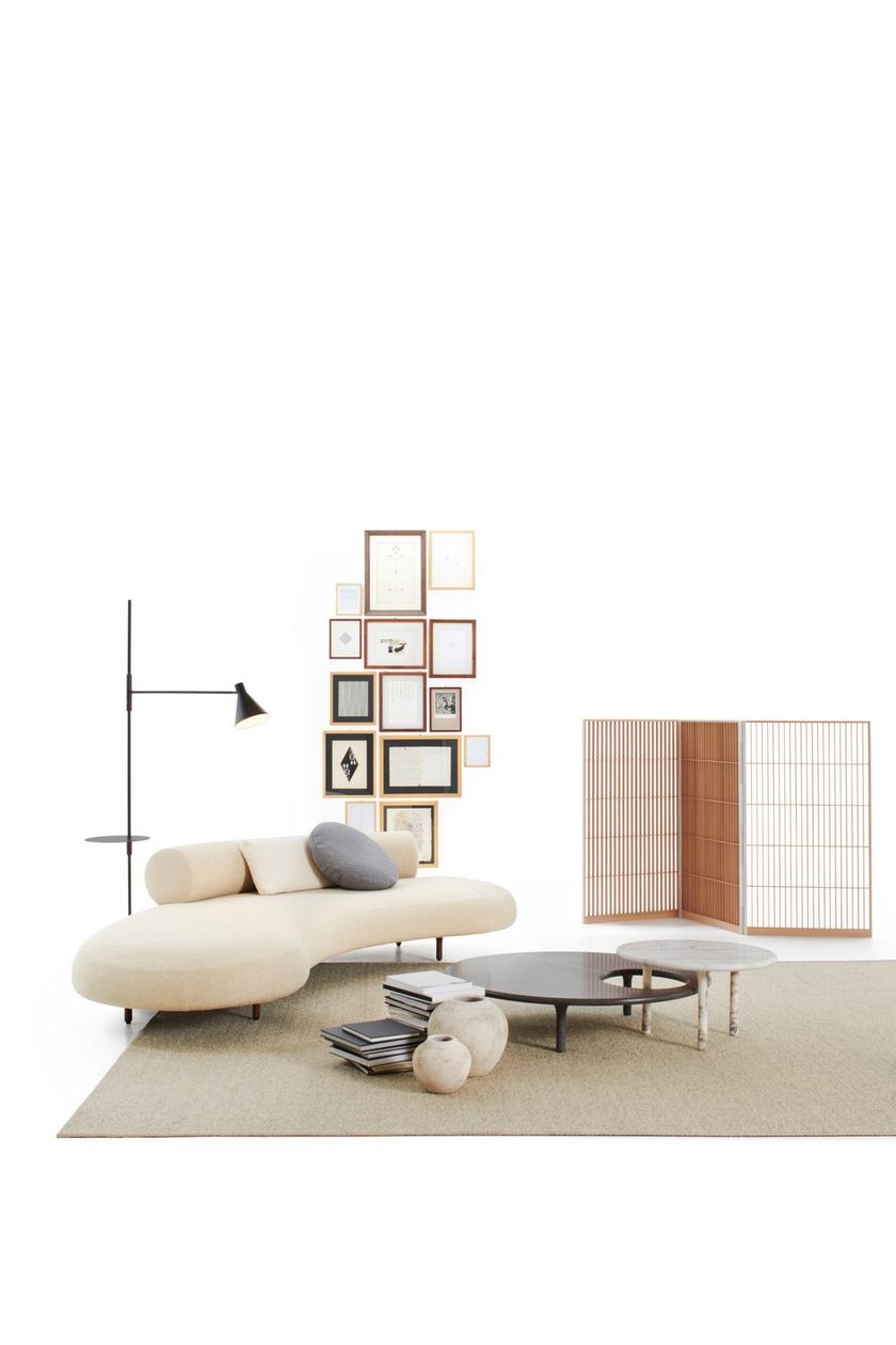 HONORÉ Curved 4 seater fabric sofa By De Padova | design Elisa Ossino