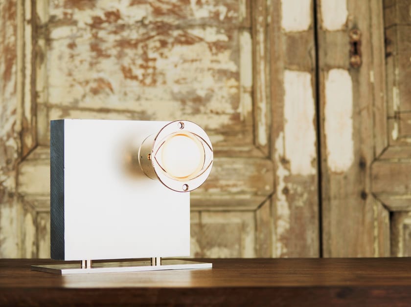 HORUS Lámpara de mesa de aluminio By Pascal & Philippe