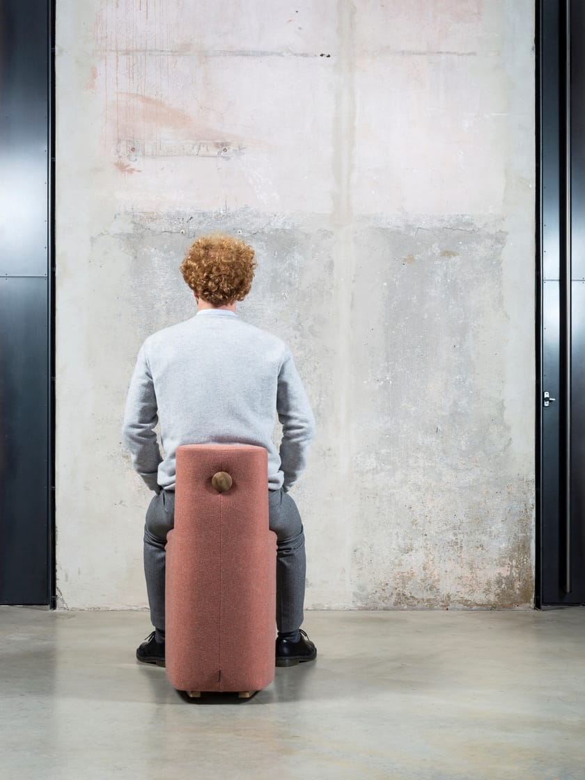 Gepolsterter Schaukelhocker aus Stoff HUBERT By SOFTREND