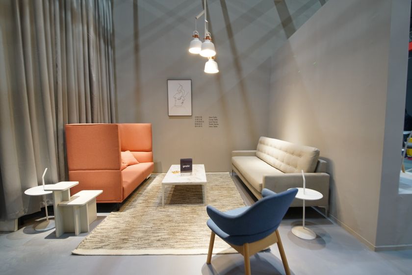 HUG Fabric easy chair with armrests By grado design | design Peter Fei