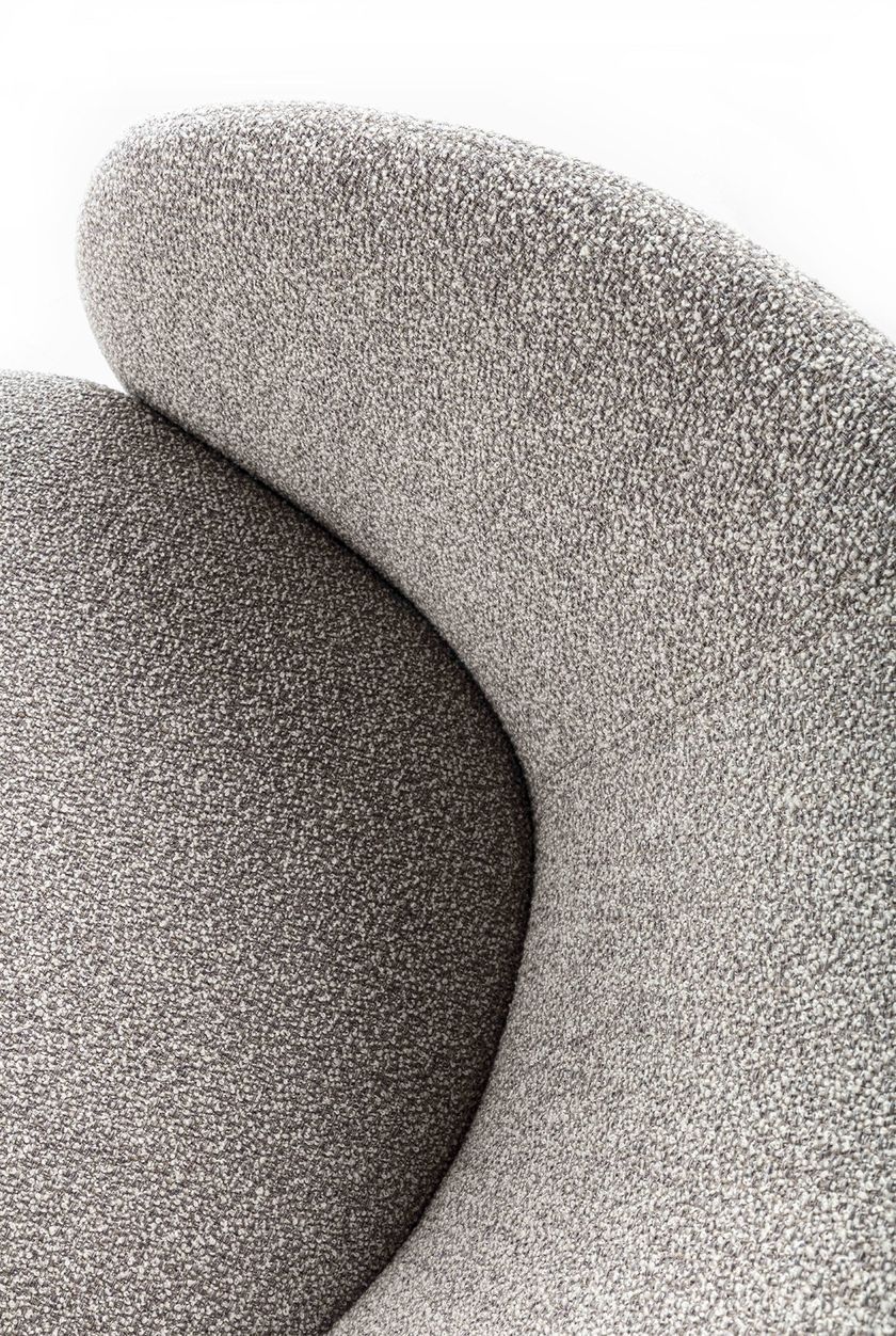 HUG Easy chair By Frigerio | design Buratti Architetti