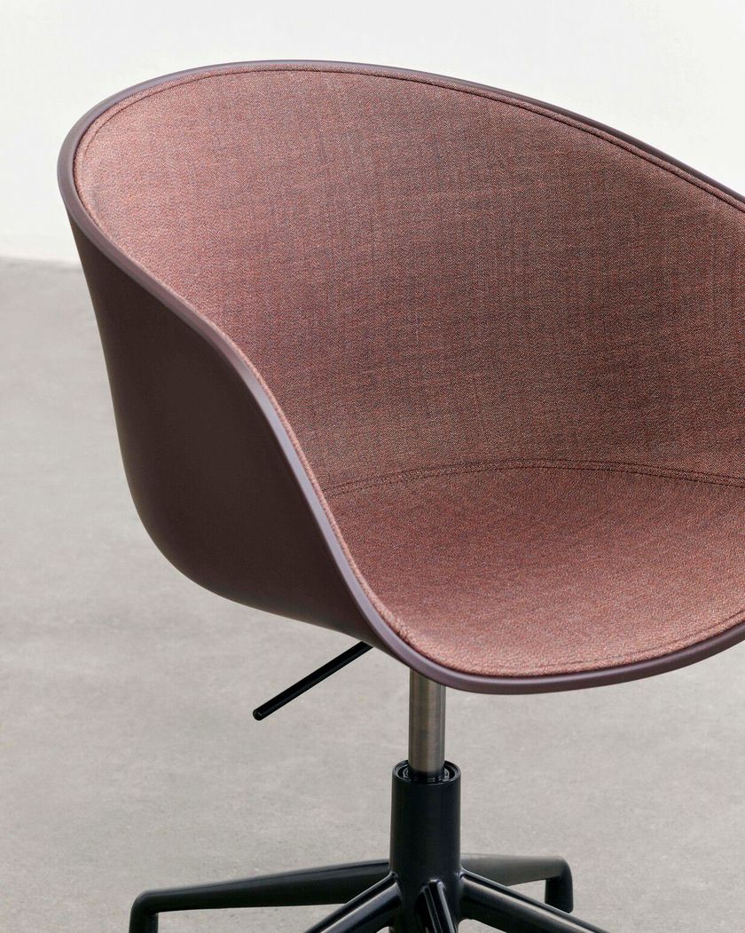 ABOUT A CHAIR AAC52 椅子 By Hay | design Hee Welling