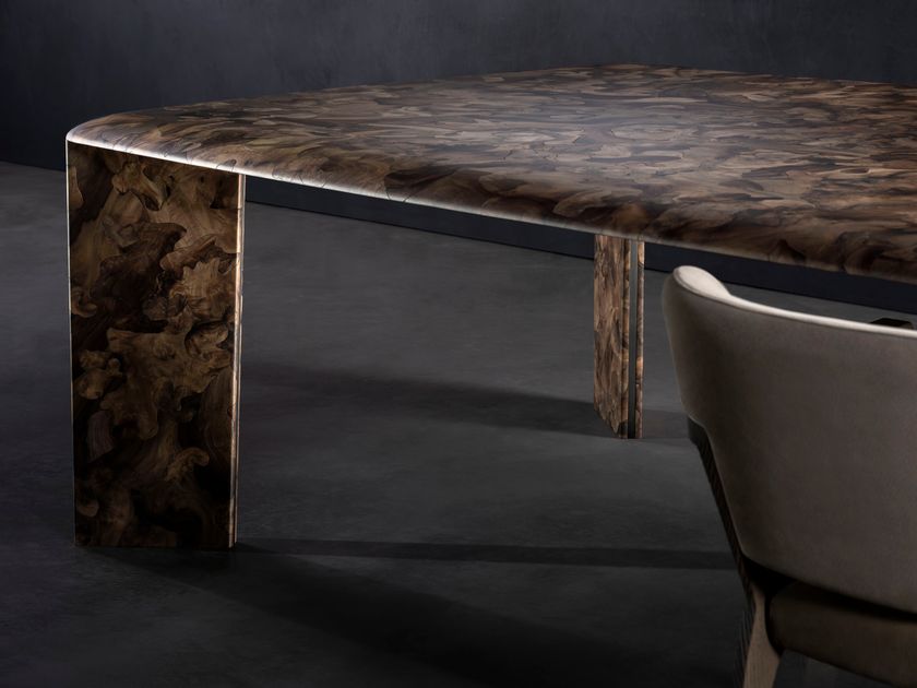 GRAND STAND Table By Henge