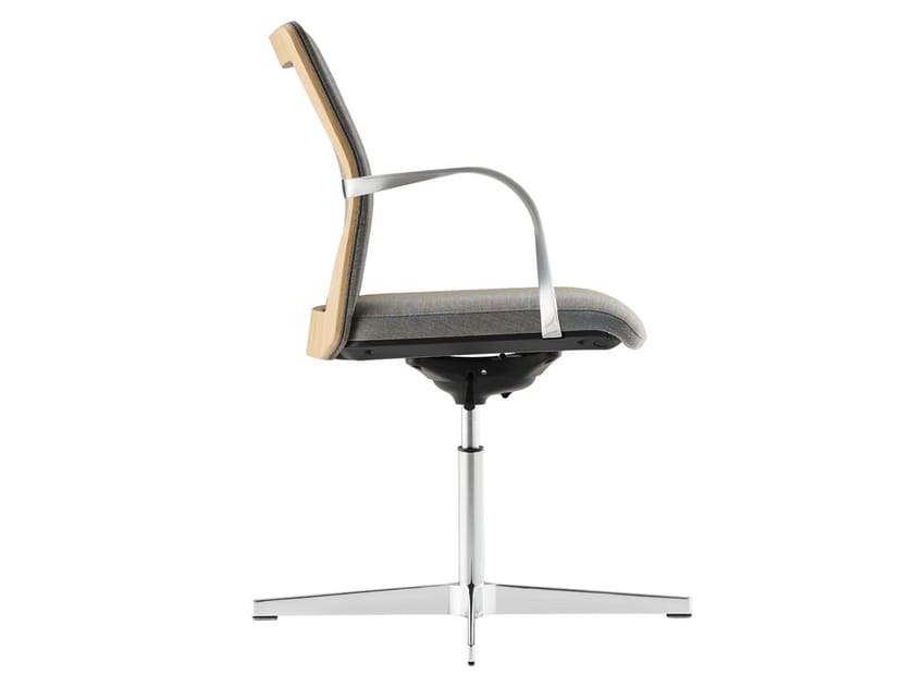 Howe: Multifunctional chairs and tables | Archiproducts