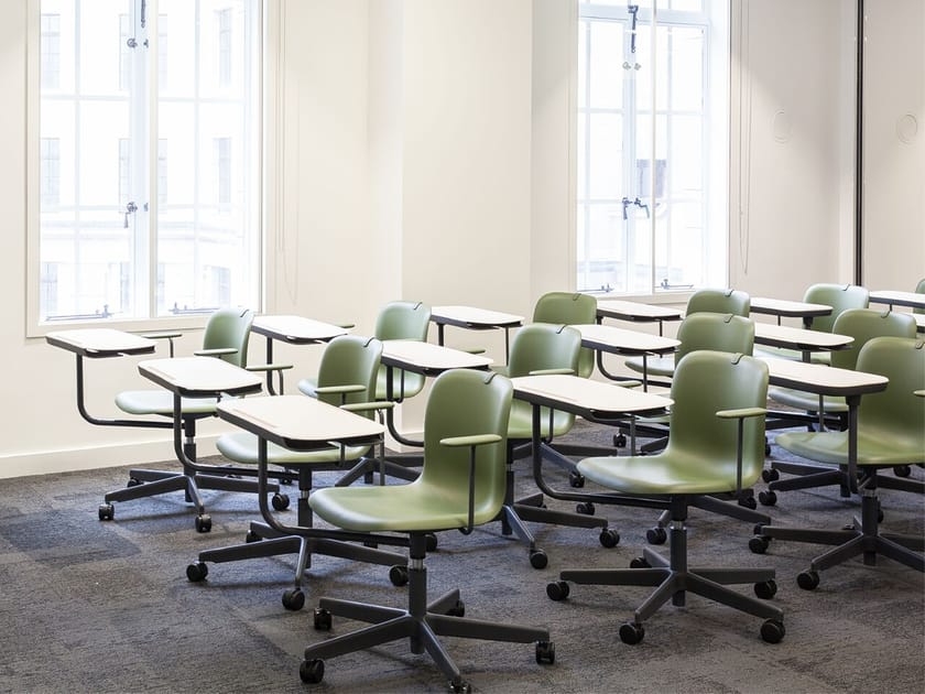 SIXE LEARN Training chair with armrests with 5-spoke base By Howe ...