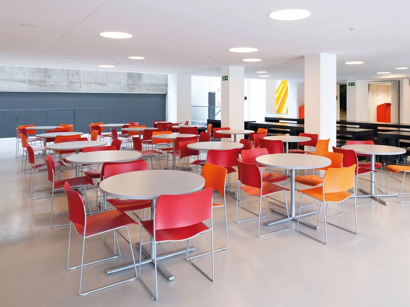 TEMPEST Round bar table with flip top By Howe | design Komplot Design