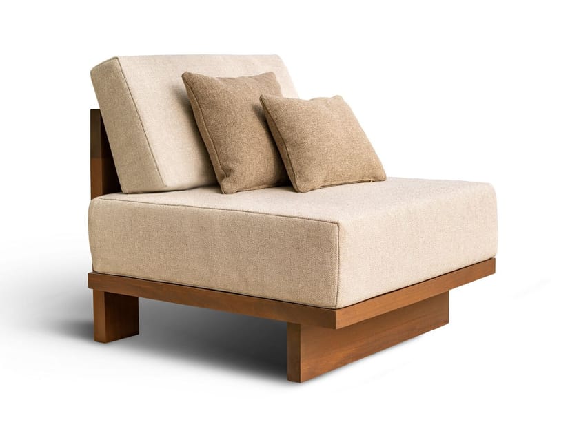 LES ENSEMBLIERS Garden armchair By Humble Nature