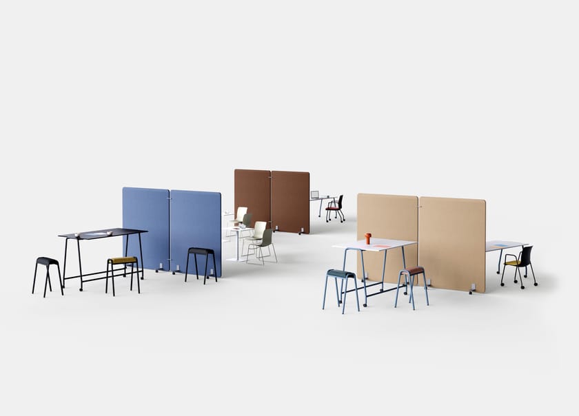 BOSS Wooden High meeting table with castors By IBEBI