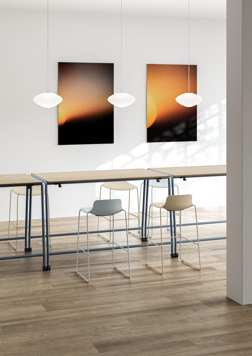 BOSS Wooden High meeting table with castors By IBEBI