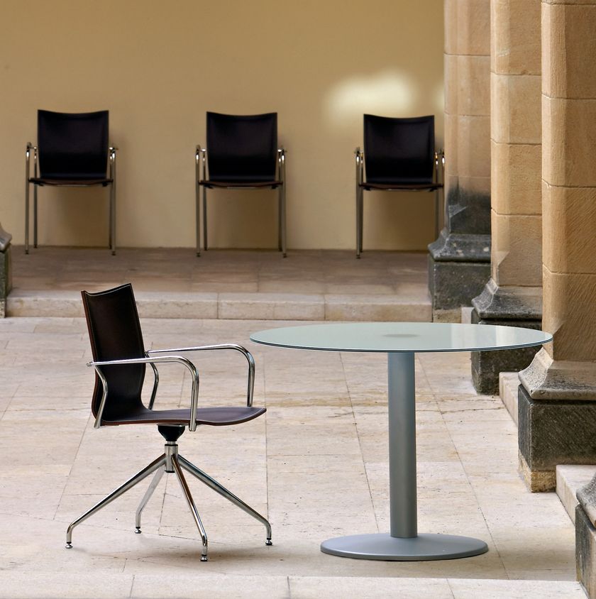 IKARA | Visitor's chair By ACTIU design Lledó & Campos