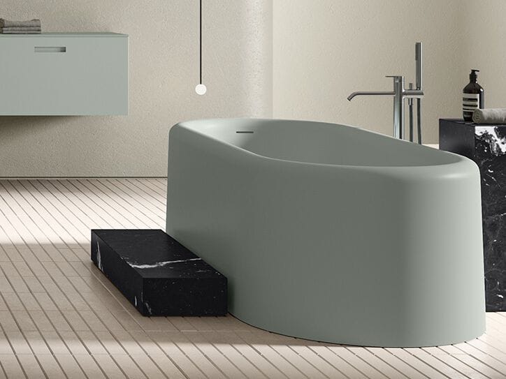 EASE Freestanding oval bathtub By Inbani | design NOTE Design Studio