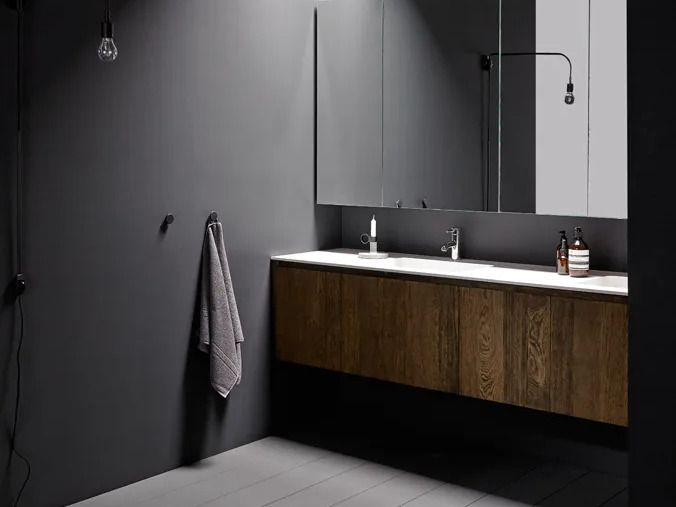 STRATO Sectional wooden vanity unit with doors By Inbani