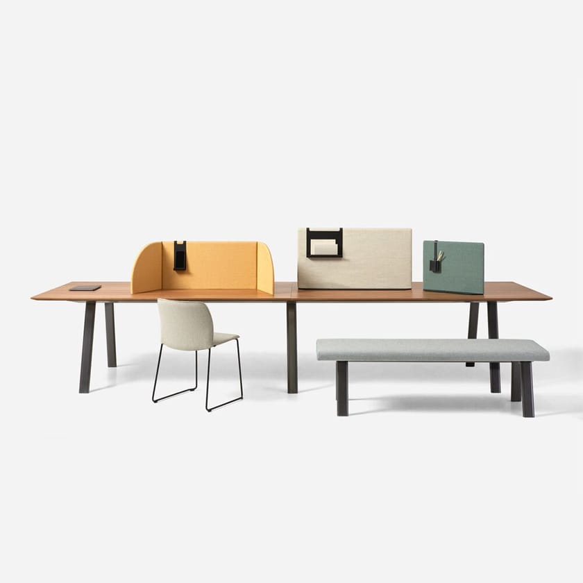PLANIA Table By INCLASS