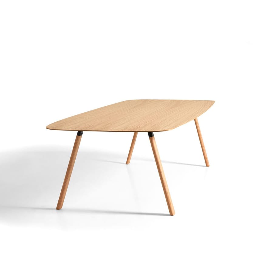 PLANIA Table By INCLASS