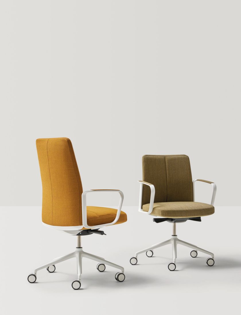 ZENPRO Height-adjustable swivel leather office chair with 5-Spoke base ...