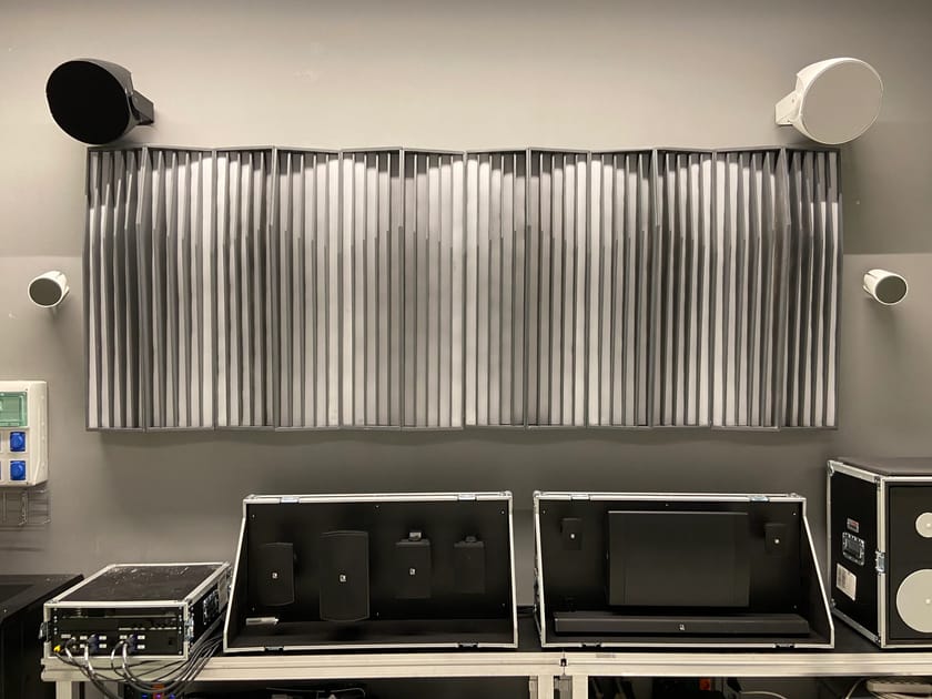 HYBRID Wooden diffuser and sound-absorbing panel By ISINAC