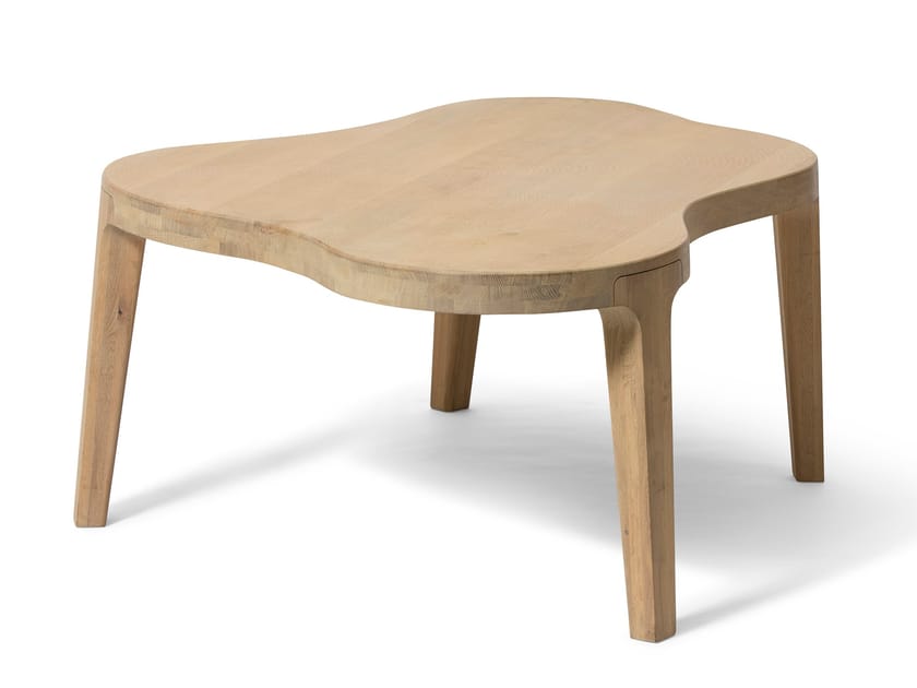 ISOLA | Dining table By Linteloo design Roderick Vos