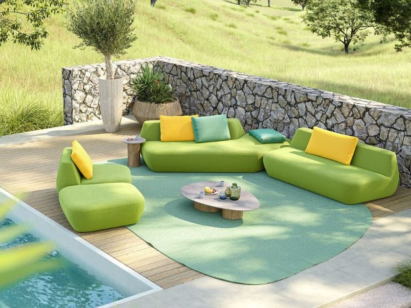 PEBBLES Garden side table By IVINI