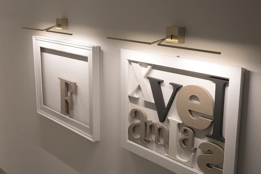 YPSILON Wall lamp By Icone