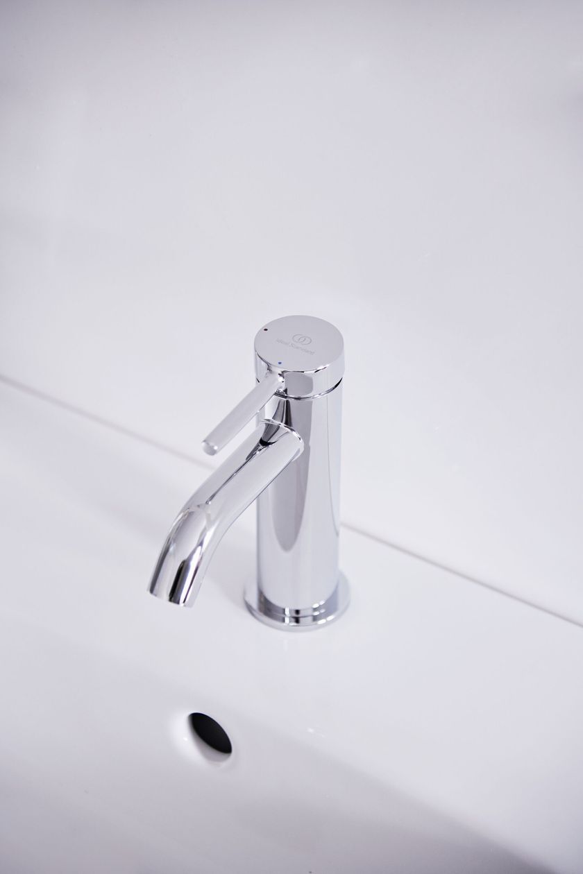 CERALINE NUOVO - BD758 / BD761 Washbasin tap By Ideal Standard