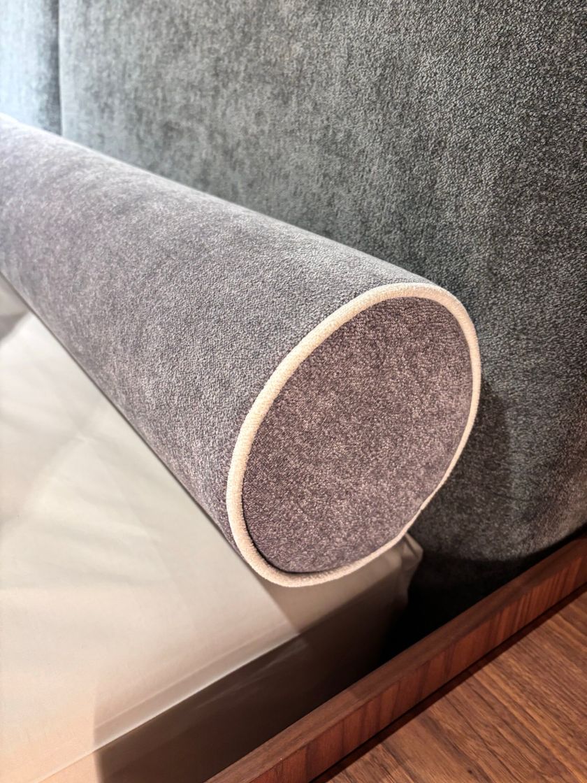 TWILS - BOOK Bed By In Stock