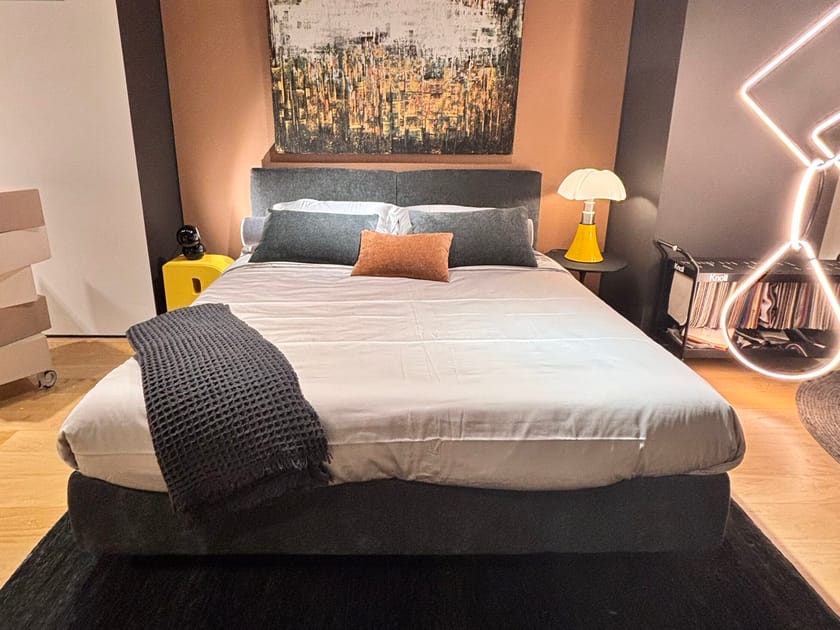 TWILS - BOOK Bed By In Stock