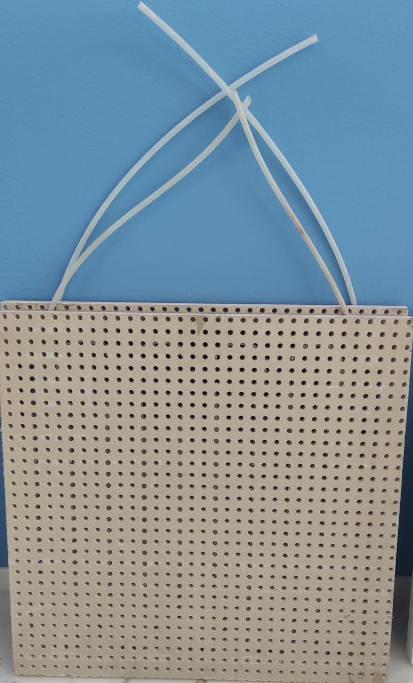 QUADROFOR Pannello radiante a soffitto By Indecal