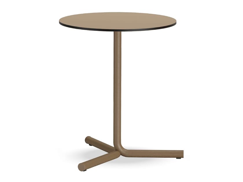 JIT 3 LEGS ON THE FLOOR Table By Infiniti
