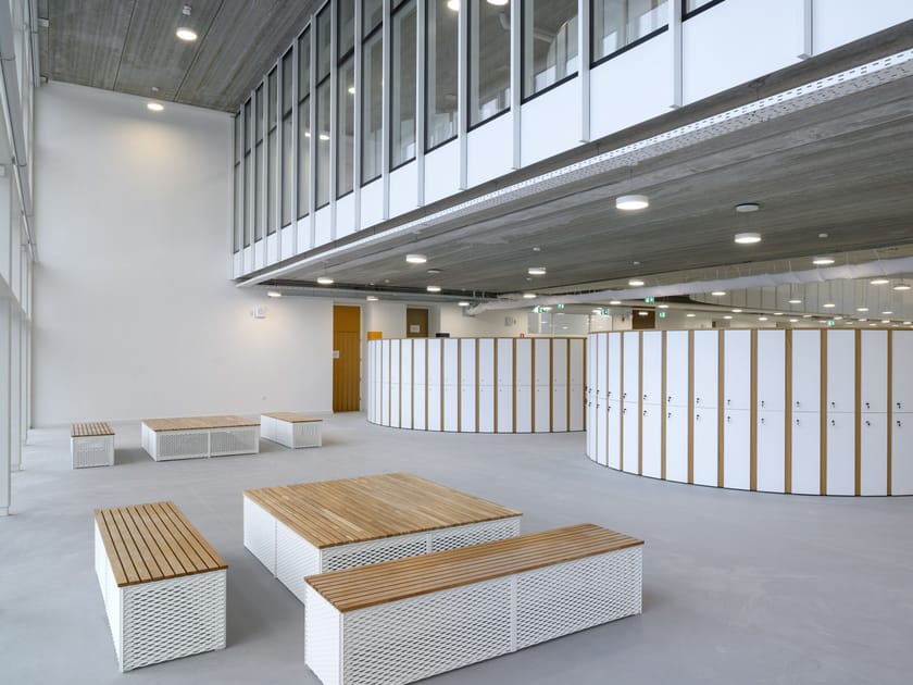 LONA CS Ceiling lamp By Intra lighting