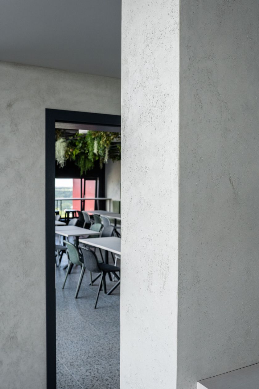 MICRO GRIP Continuous flooring By Isoplam