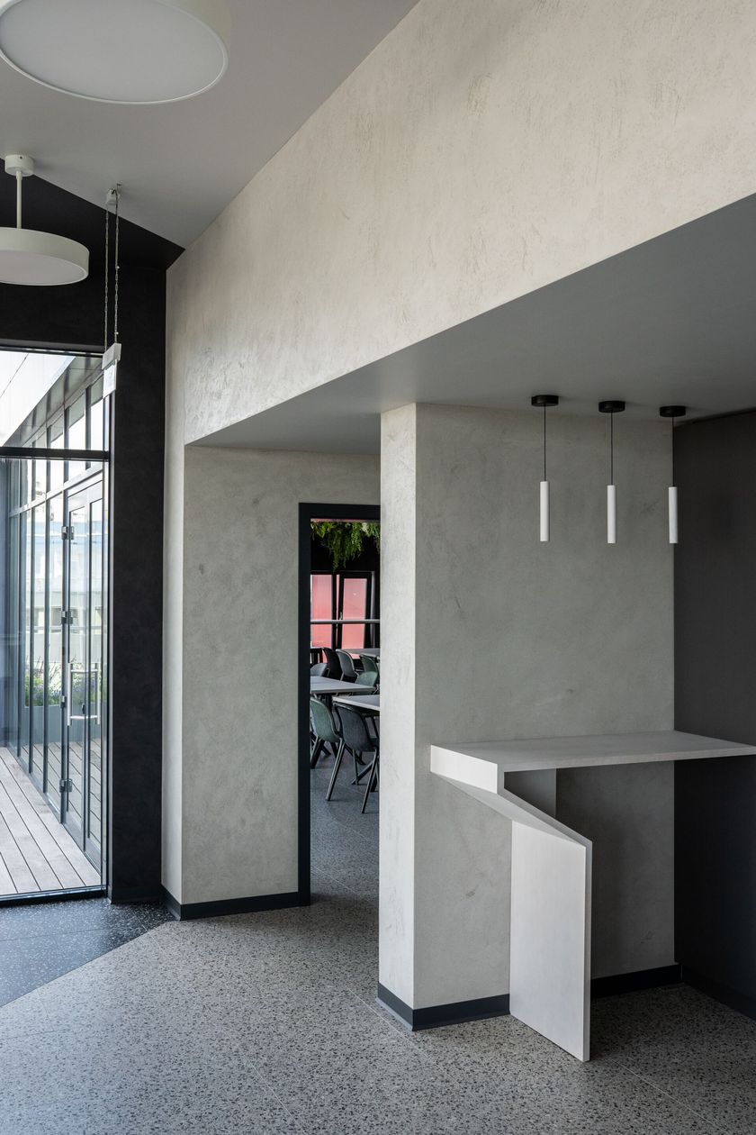 MICRO GRIP Continuous flooring By Isoplam