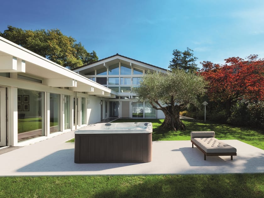 Above-ground hydromassage hot tub 6-seats J-275 By Jacuzzi®