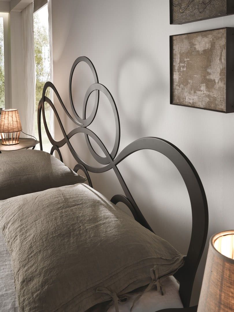 J'ADORE Wrought iron double bed By Cantori