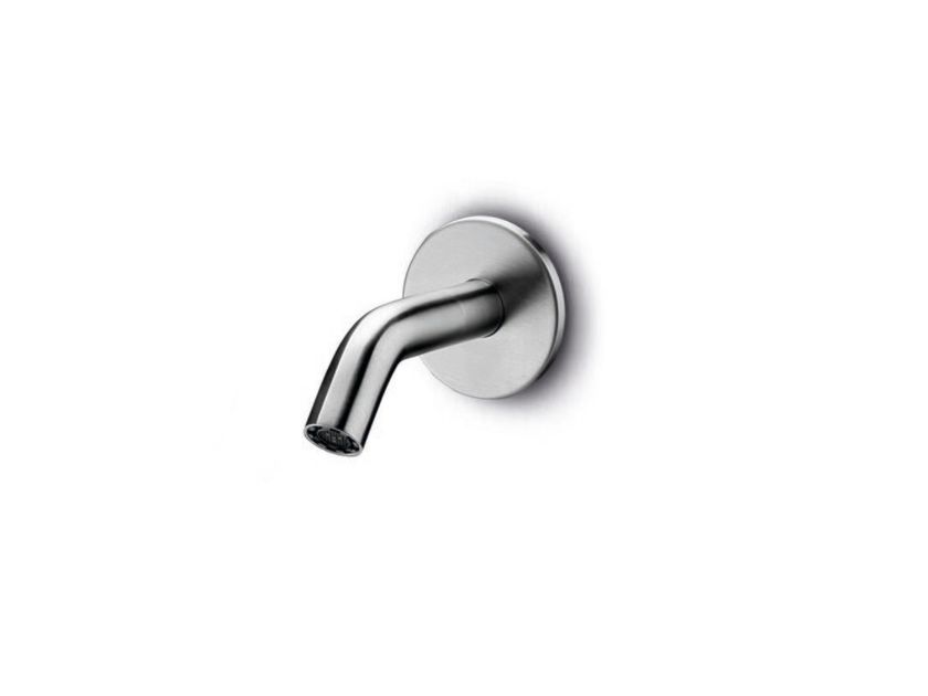 SLIMLINE SPOUT SHORT Wall-mounted stainless steel spout By JEE-O