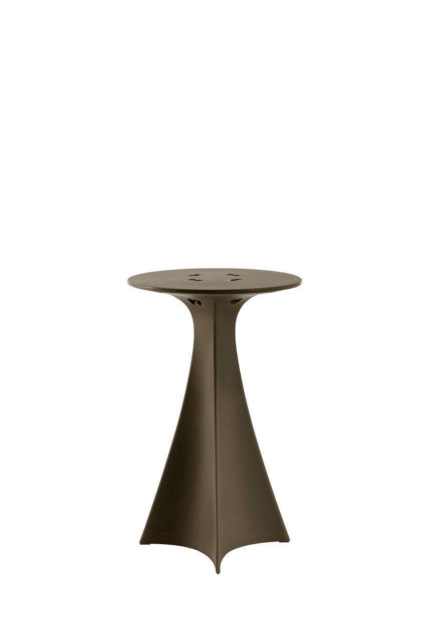 JET Polyethylene high table By SLIDE | design Karim Rashid