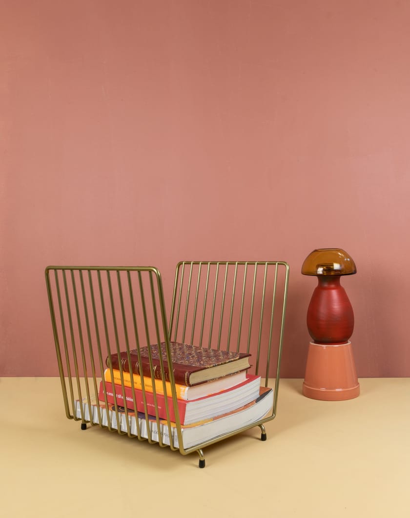 JOURNAL Magazine rack By Maze