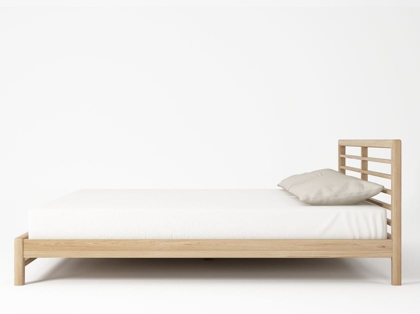 JUN Solid wood king size bed By KARPENTER | design Hugues Revuelta