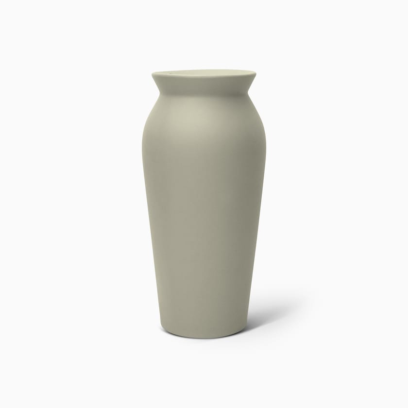 JUNE vaso da giardino By Serralunga design Christophe Pillet