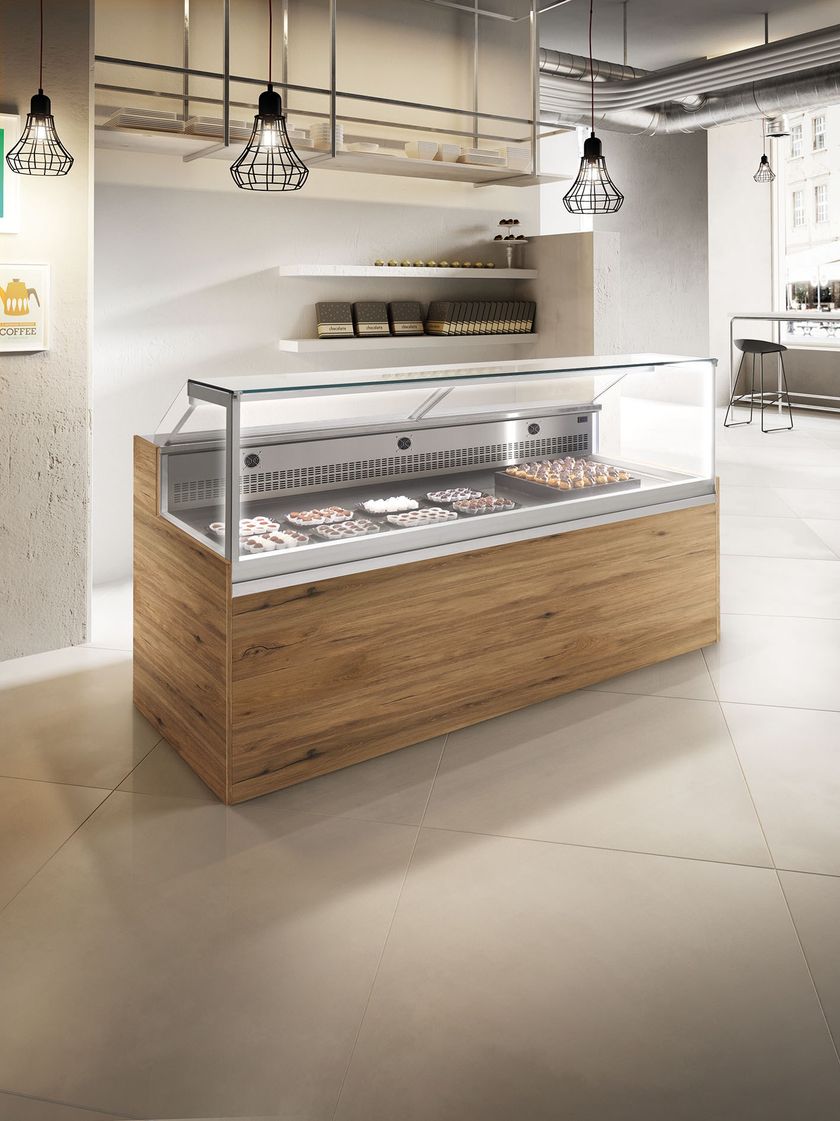 Refrigerated display cabinet by exposure JUST By Frigomeccanica