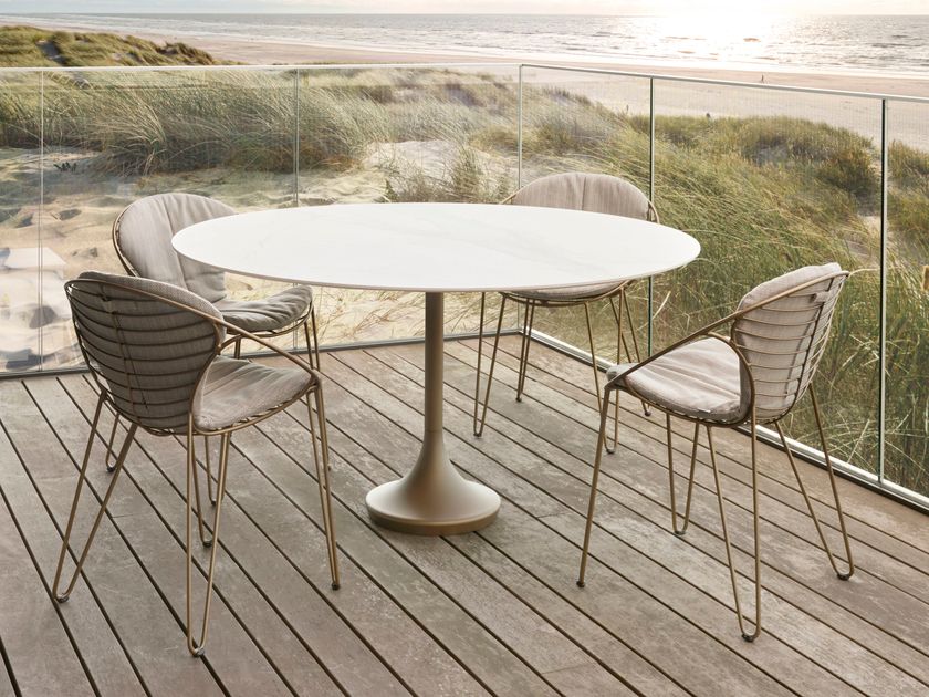 CENTRAL Round Xeramica table By Joli