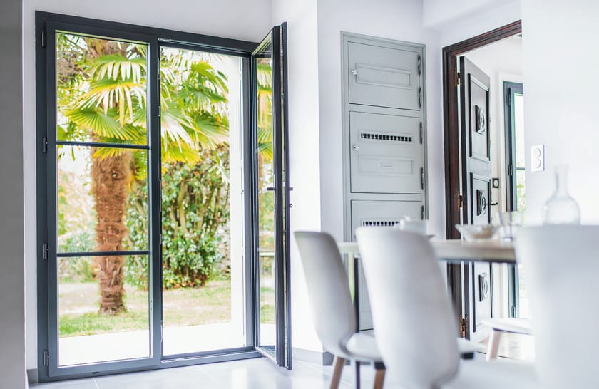 K•LINE | Casement window By K•LINE